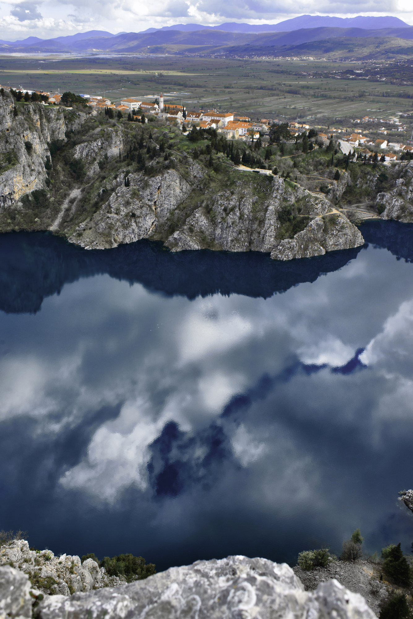 Denis Kujundžić suvremeni je slikar, fotograf, skulptor i zaljubljenik ...