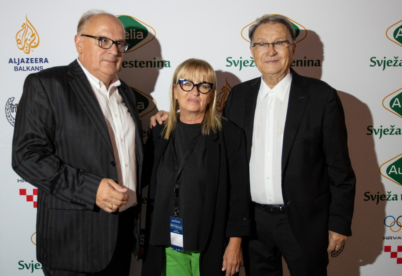 FOTO Održana svjetska premijera dokumentarnog filma o legendi hrvatskog ... FOTO Održana svjetska premijera dokumentarnog filma o legendi hrvatskog ...