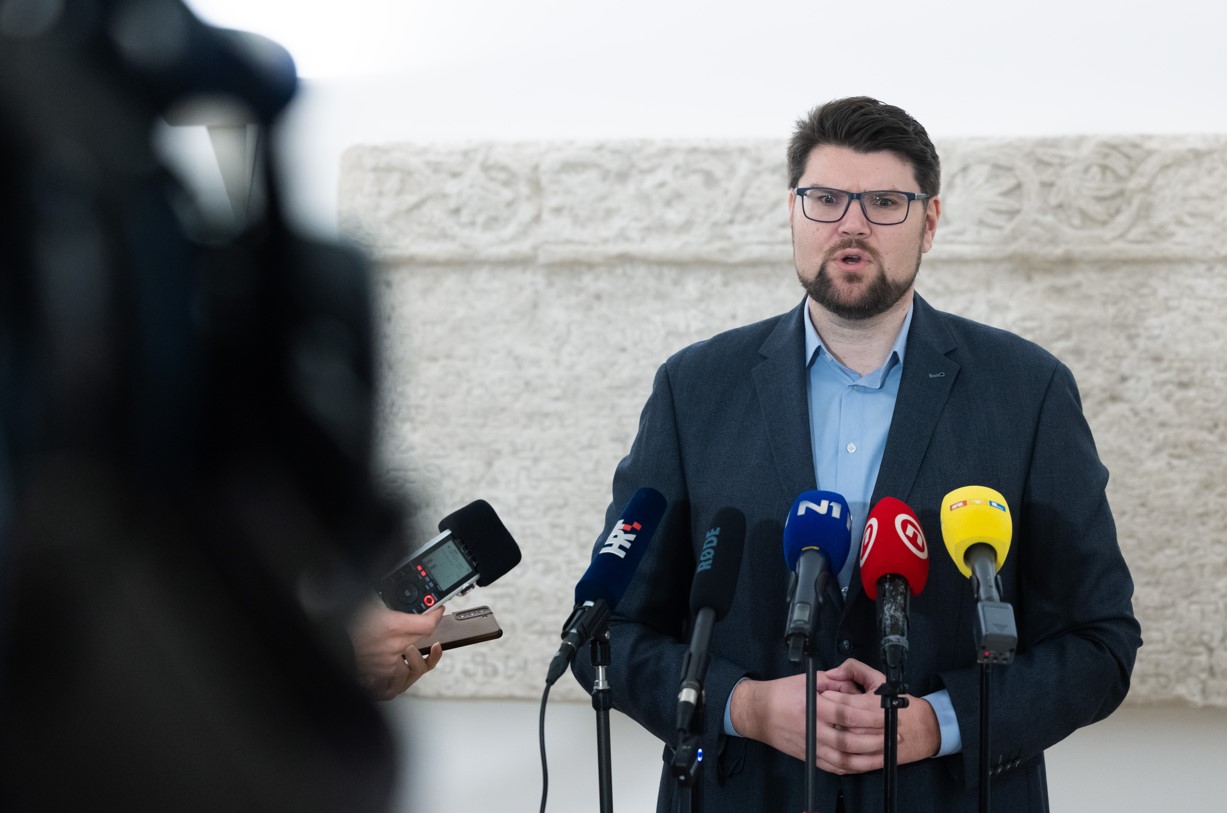 Grbin oštro: 'Zbog HDZ-a i Plenkovića Hrvatska je talac korupcije'