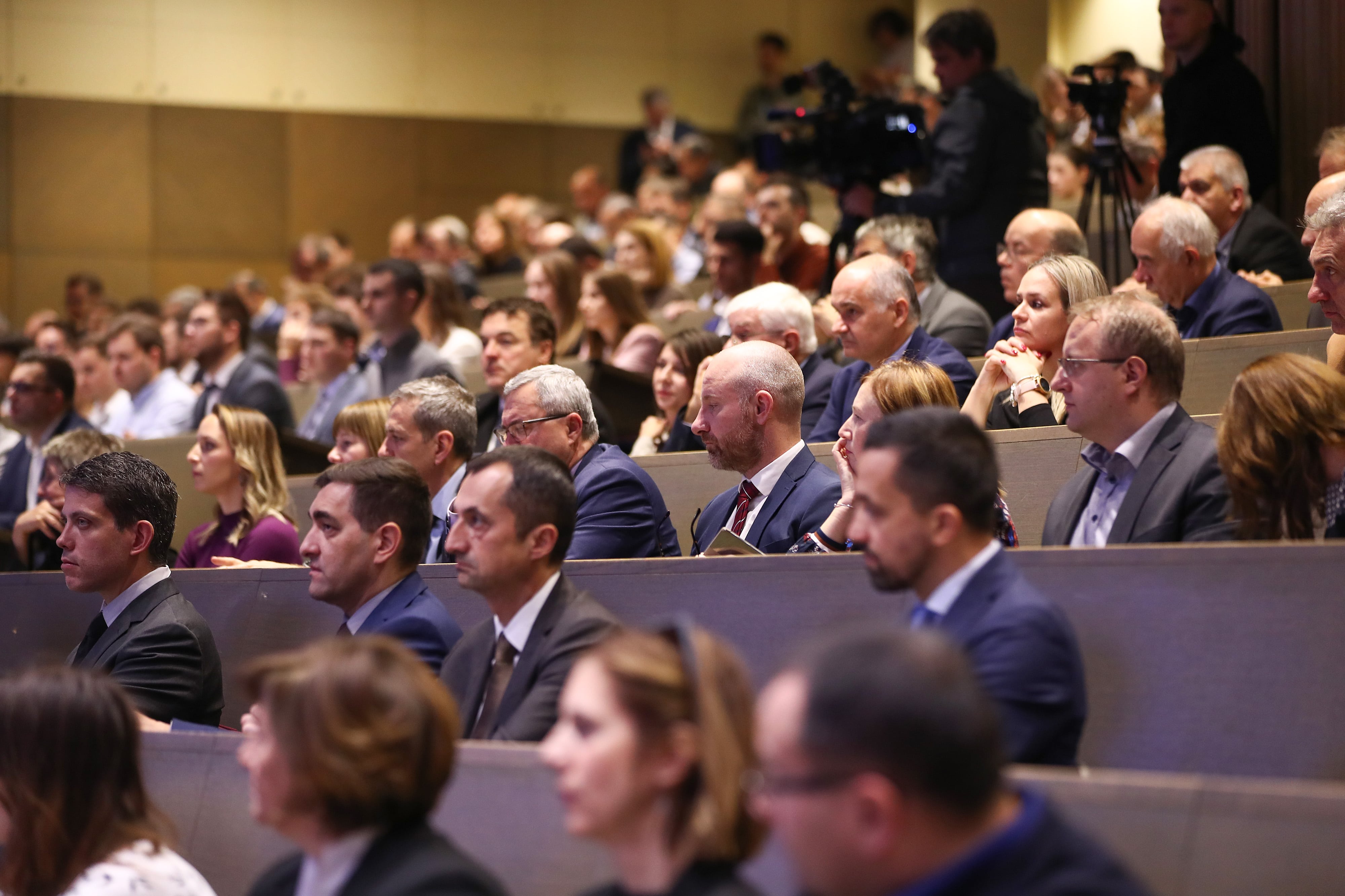 Održan Dan FER-a, dekan otkrio koji su ciljevi za budućnost: 'Očekuje nas izazov digitalnog ...