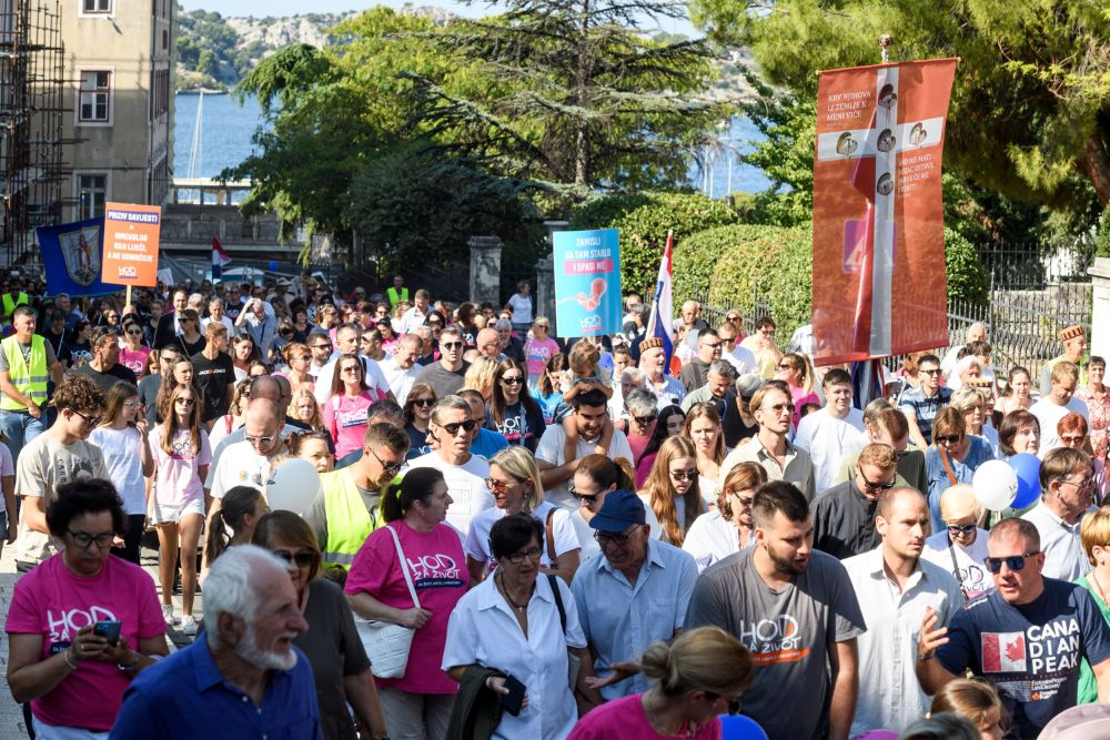 U Šibeniku održan prvi Hod za život: 'Stajemo u obranu najranjivijih i ...