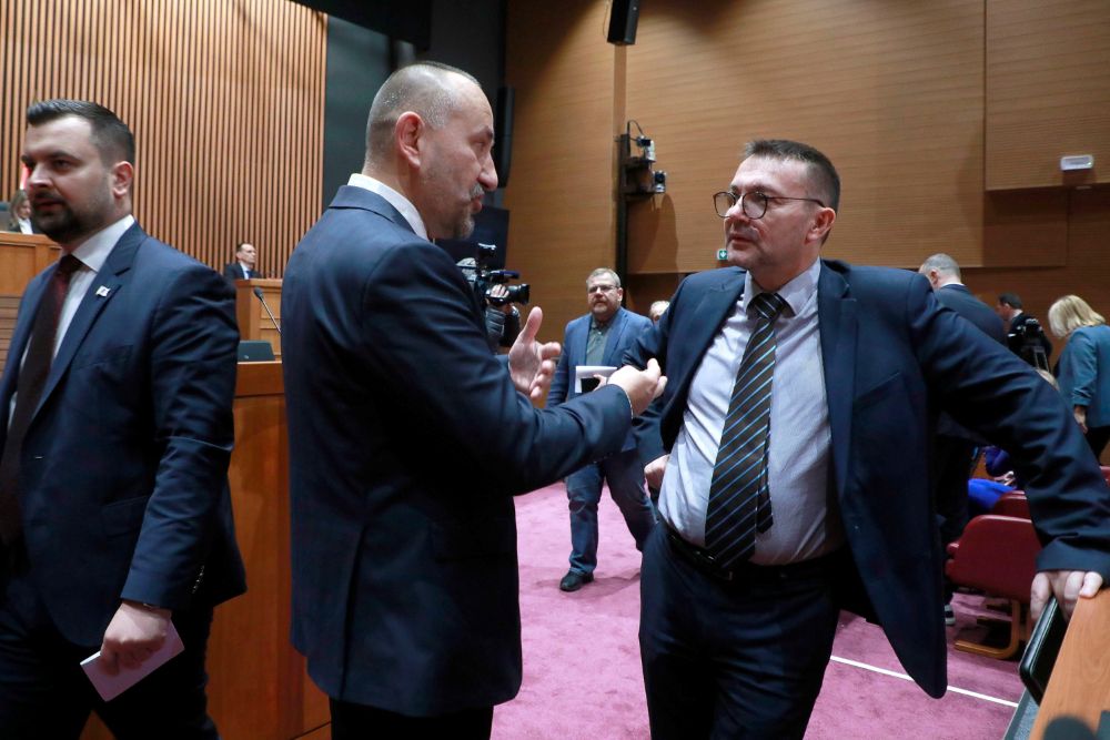 Bauk najavio radikalan potez SDP-a: 'Ako treba, nacrtat ćemo to Plenkoviću'