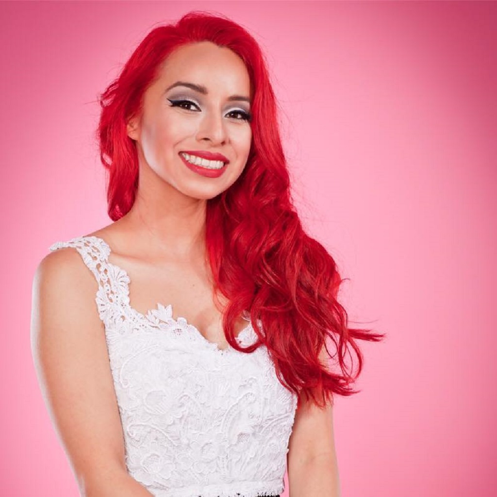 VIDEO Žena je, nosi visoke potpetice i bubnja bolje nego muškarci