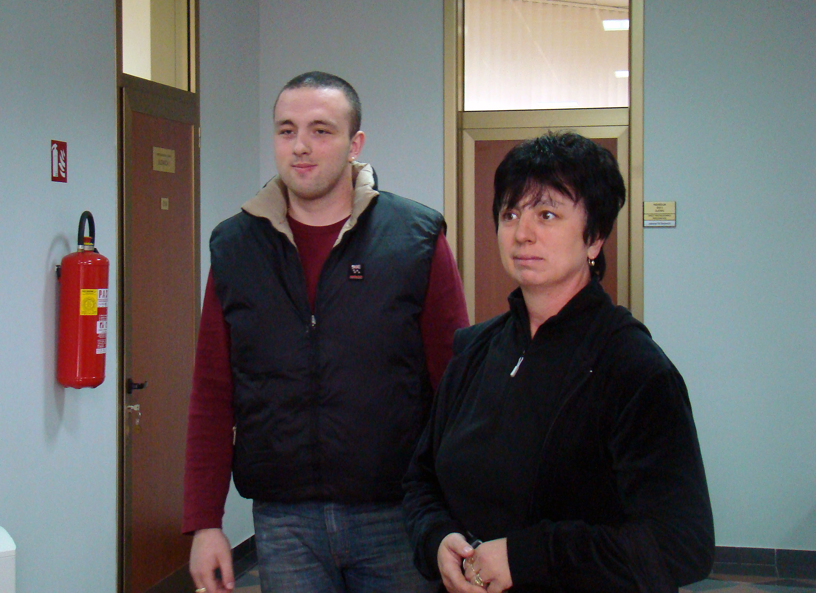 Sin generala Koradea krenuo šipkom na cure, pretukli ga, nestao iz bolnice!