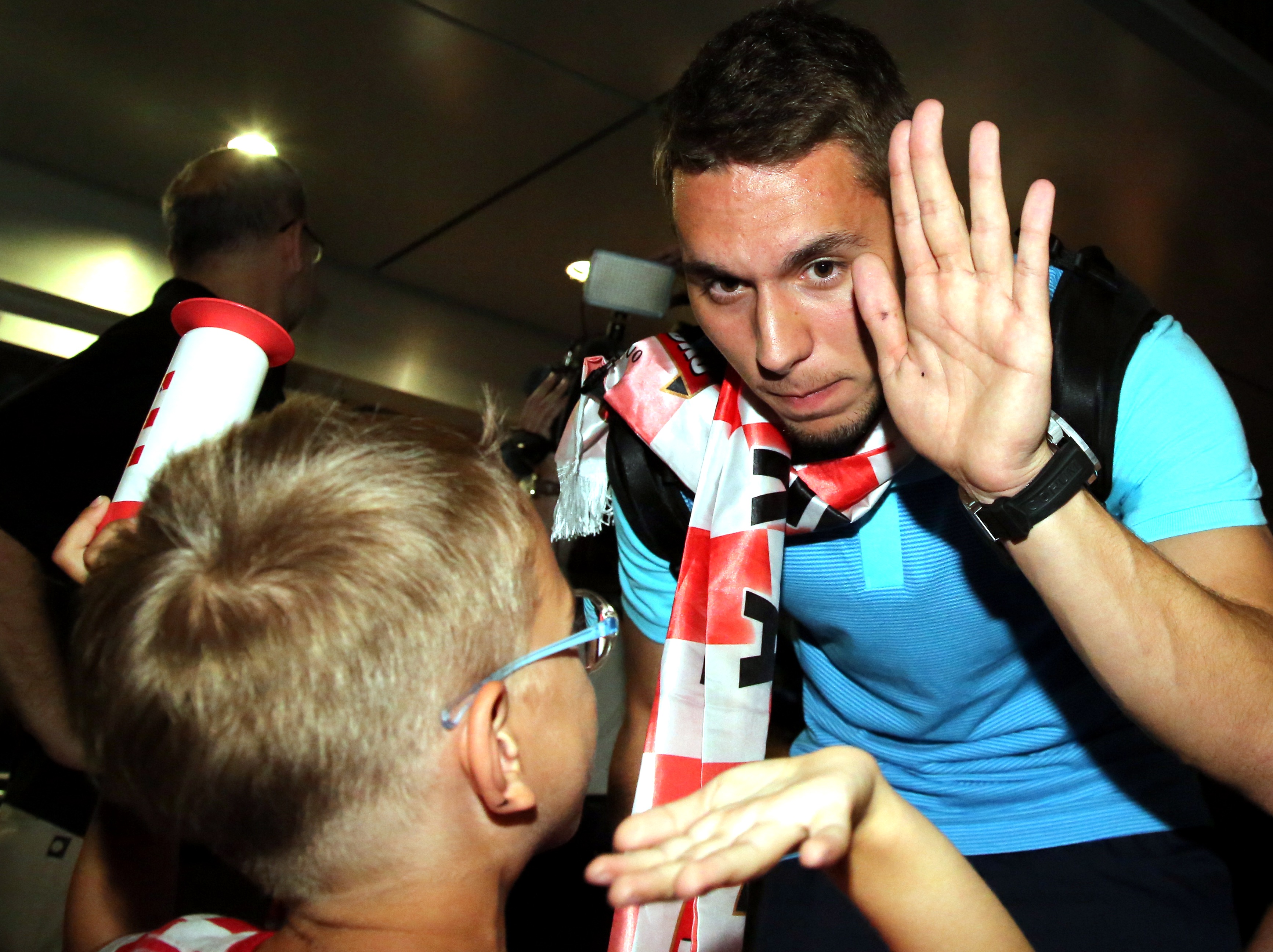 FOTO Navijači dočekali Vatrene i vratili im osmijeh na lica