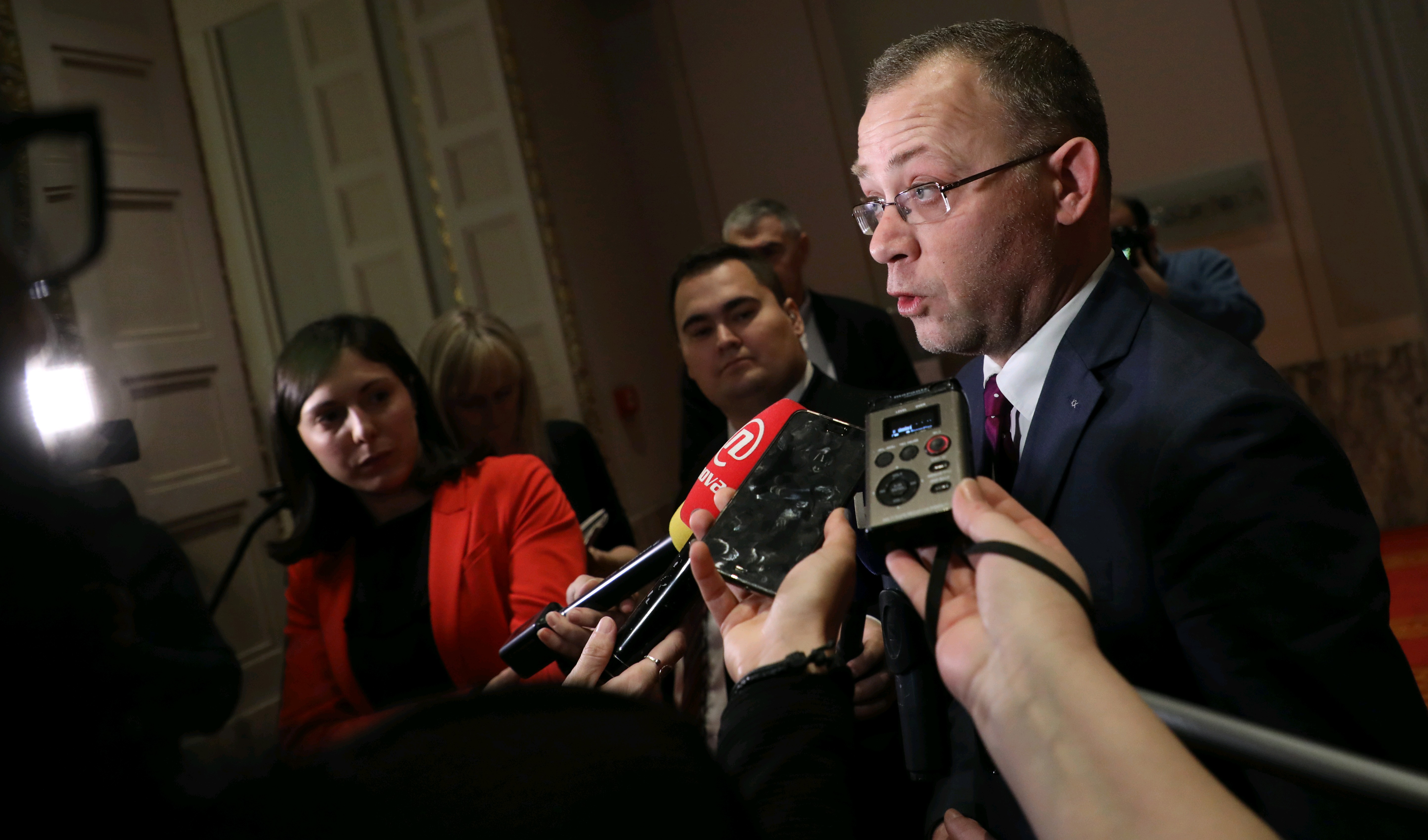 Hasanbegović: Forum i Lupiga još mi nisu dali simbolične poklone koje ...