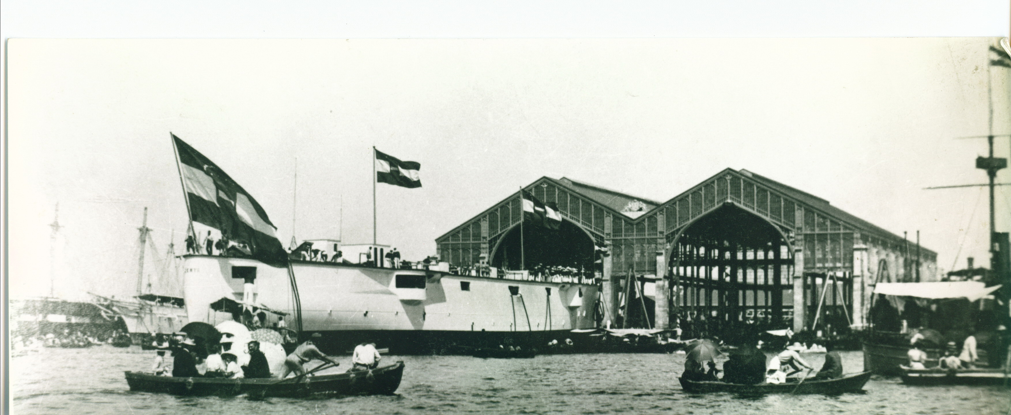 PULA ZAVIJENA U CRNO Dan kada je umrlo brodogradilište; Uljanik 1856 ...