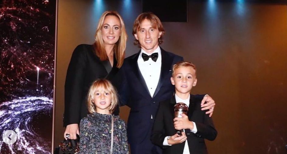 Modrić s obitelji: Priznanja se postižu radom i žrtvovanjem!