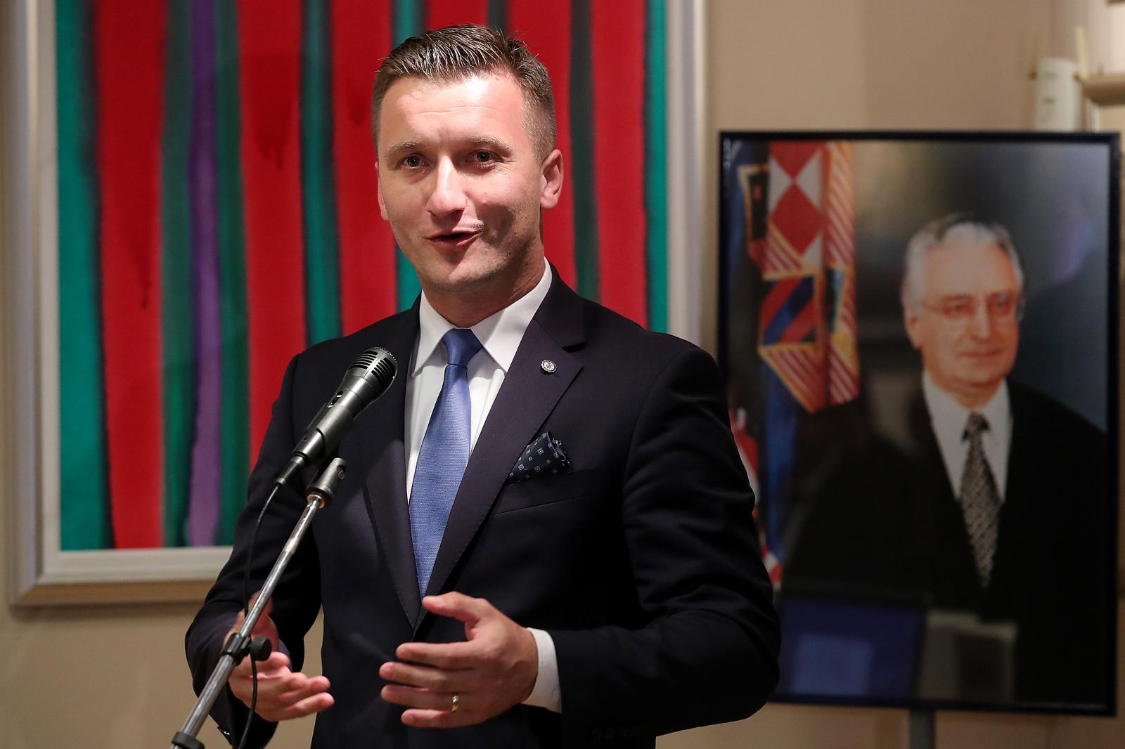 Tušek: Sanacija štete od potresa i obnova kuća dio je Vladine politike