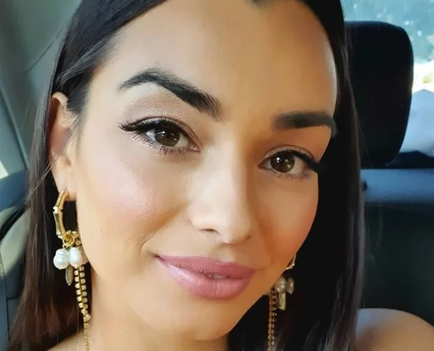 Krah obiteljskog biznisa poznate Hrvatice! Glumica i pjevačica otkrila ...