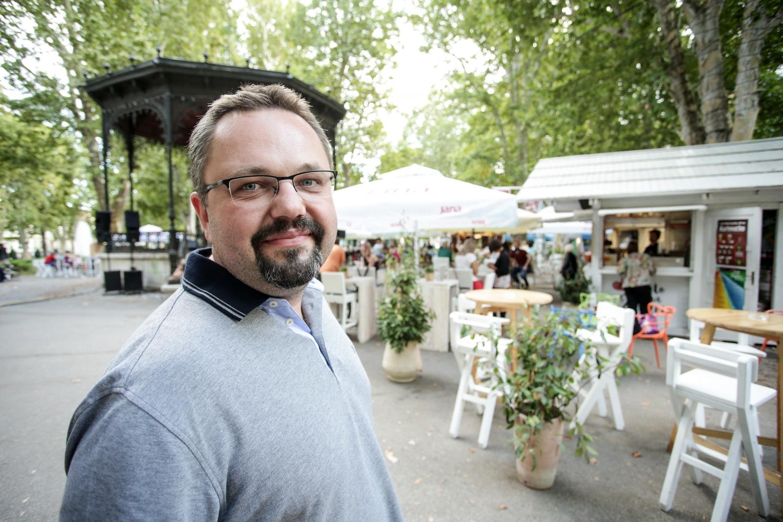 Tko je uhićeni Denis Mohenski, kralj zagrebačkog Adventa?