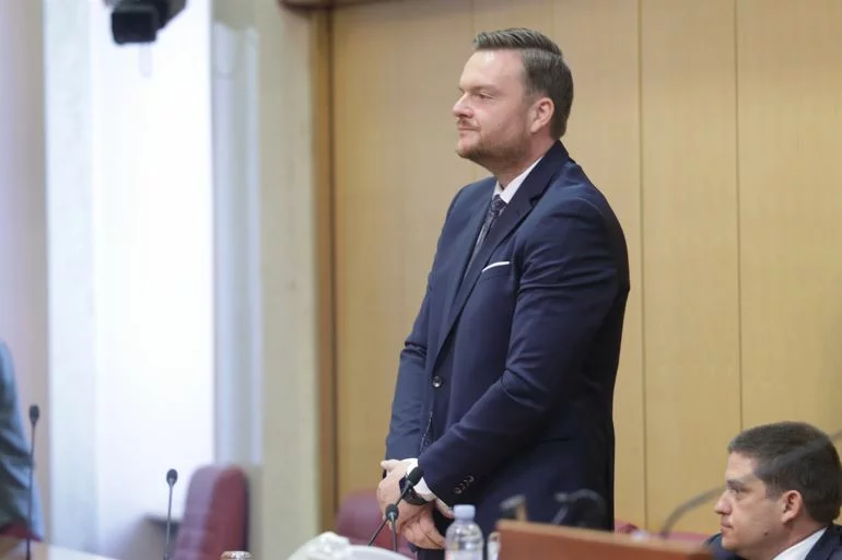 Primorac na aktualnom satu: Snižavanje PDV-a nije polučilo željene učinke