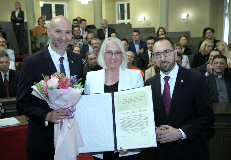 OPET PERE RUKE Ravnateljica Svetog Duha: Svi smo zatečeni i šokirani ...