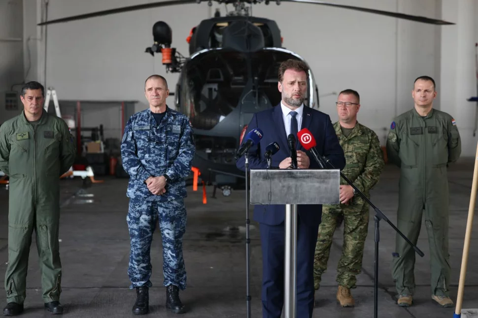 FOTO Banožić i Hranj otkrili detalje o padu helikoptera: 'Nesreća se dogodila prije nego što su ...