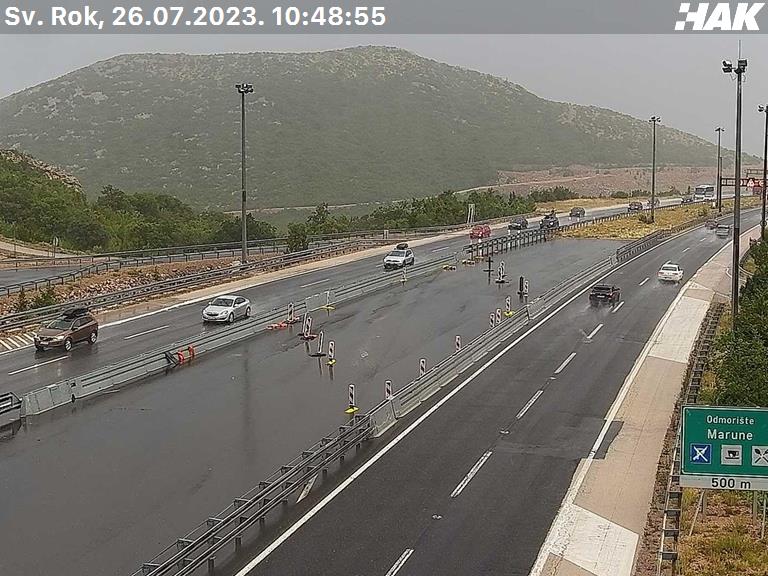 Prometna nesreća na A1 kod čvora Sveti Rok, kolona u pokretu oko dva kilometra