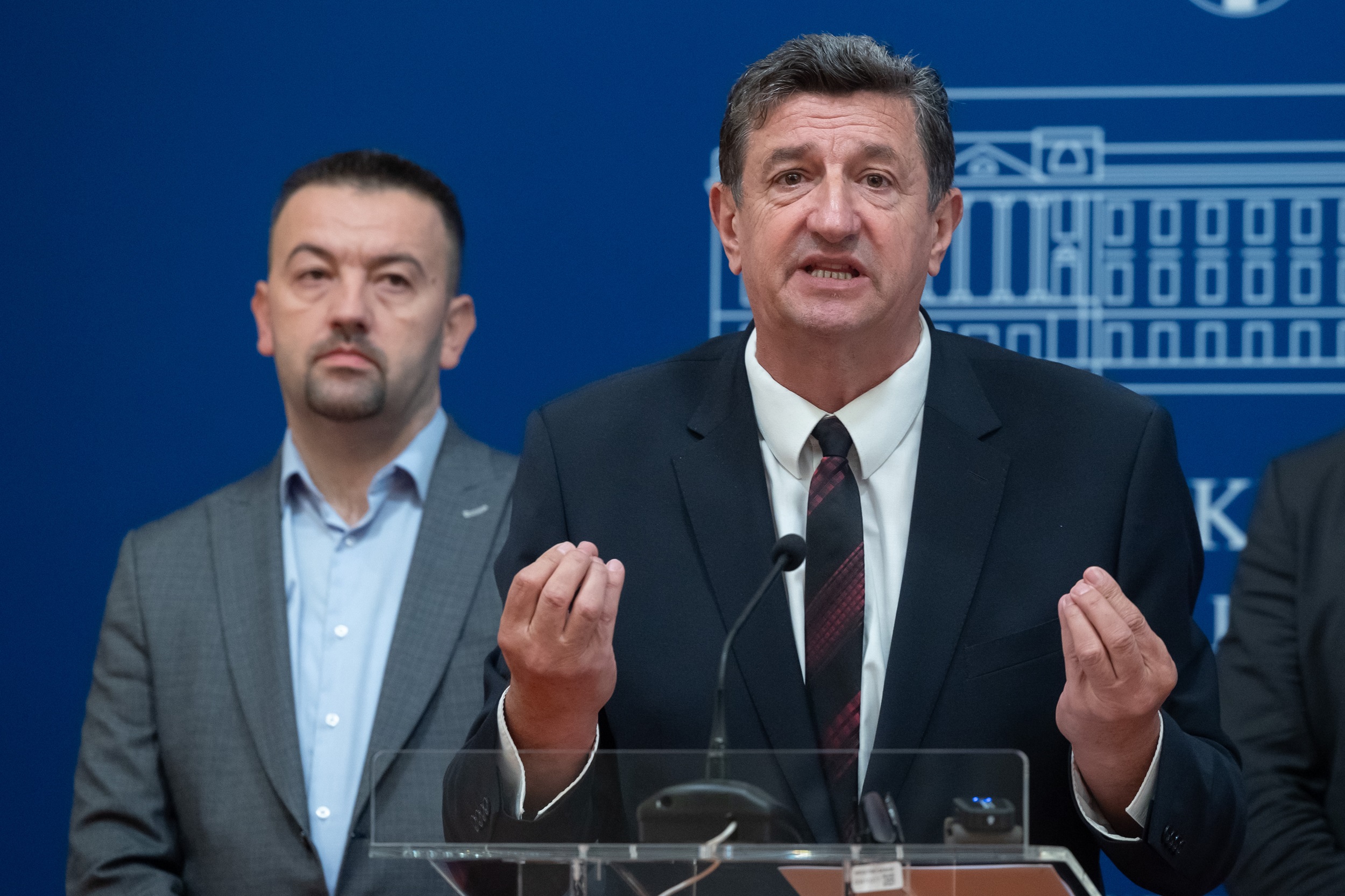 Ova fotografija izbacila je generala Sačića iz takta: 'Prokleta sotonistička bagro'