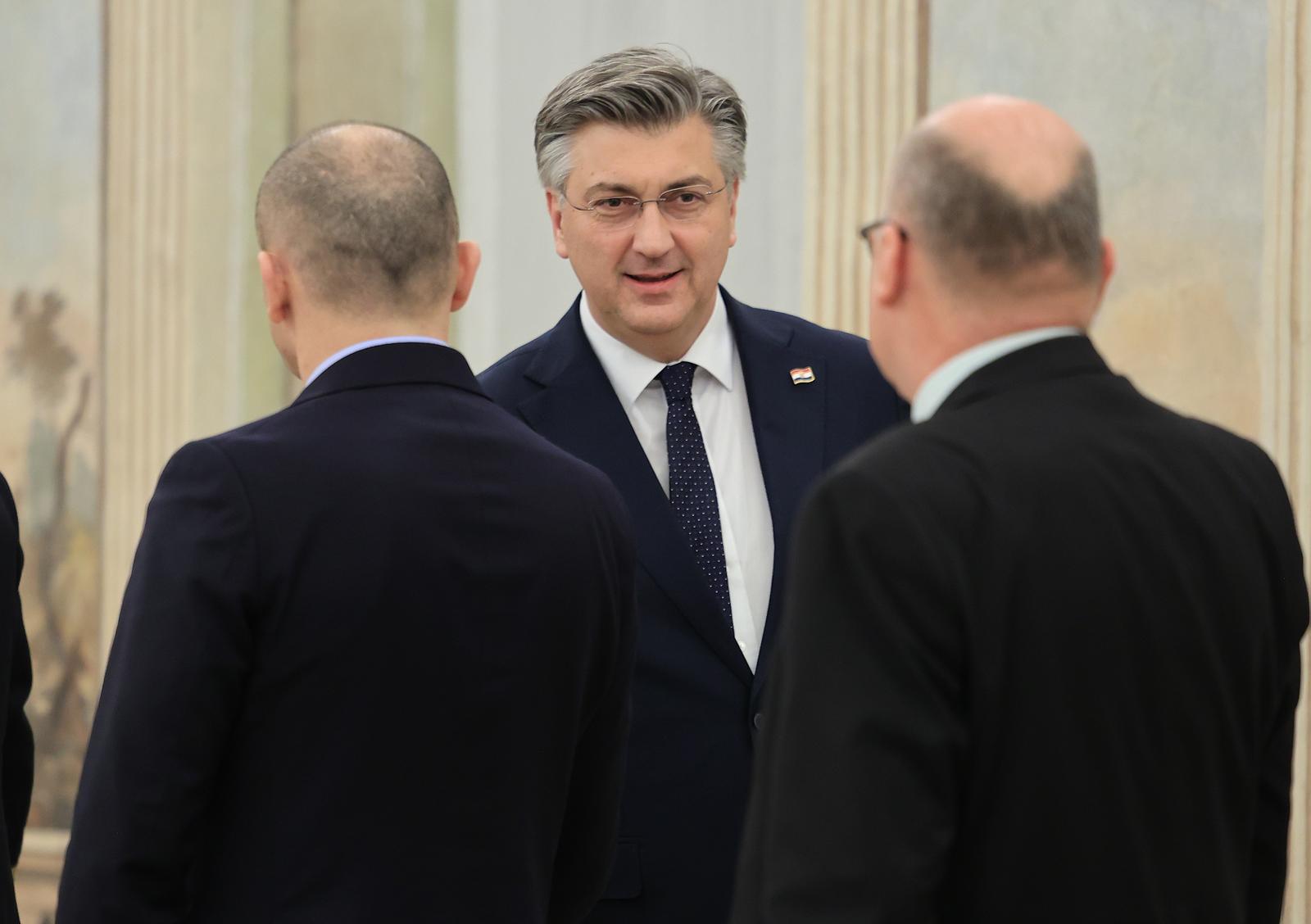 Plenković se okomio na oporbu: 'Znaju da nas ne mogu pobijediti pa imaju drugi cilj'