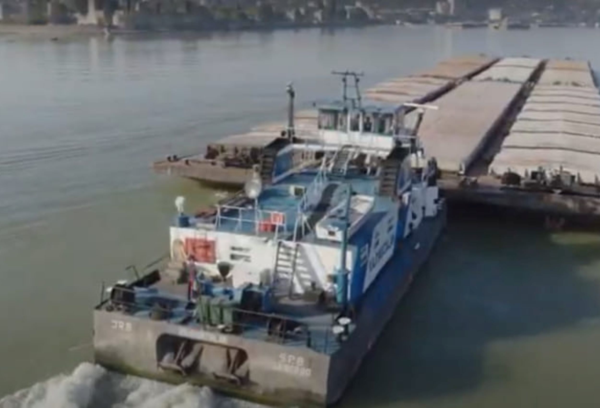 Srpski teretni brod udario u most kod Iloka: Nema ozlijeđenih, policija ...