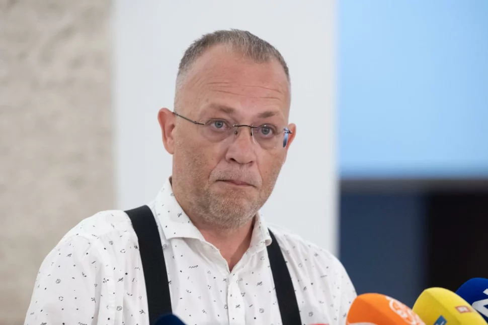 Hasanbegović o kontroverznom autoru: 'Zanima me kako je on prihvatljiv ...