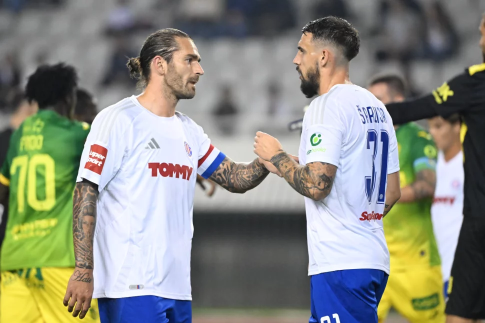 Poznati novinar otkrio detalje iz svlačionice Hajduka: Evo zašto je Šarlija suspendiran