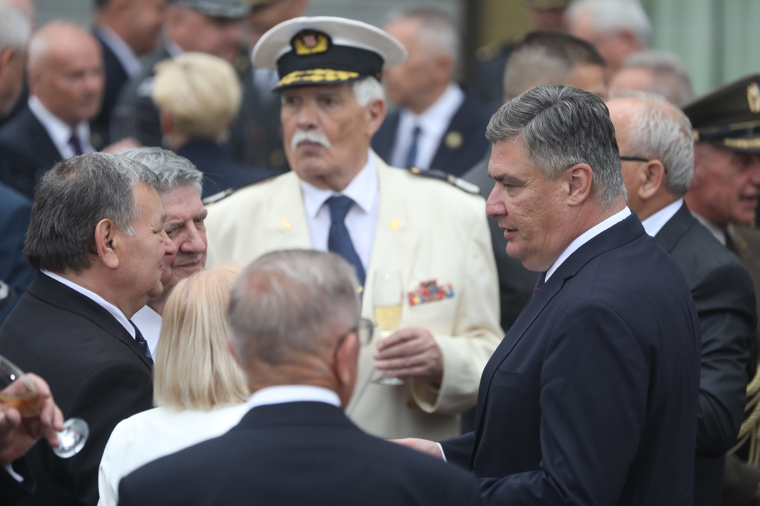 Stranka iz BiH traži Milanovićevu ispriku i pozivaju se na Latina: 'To ...