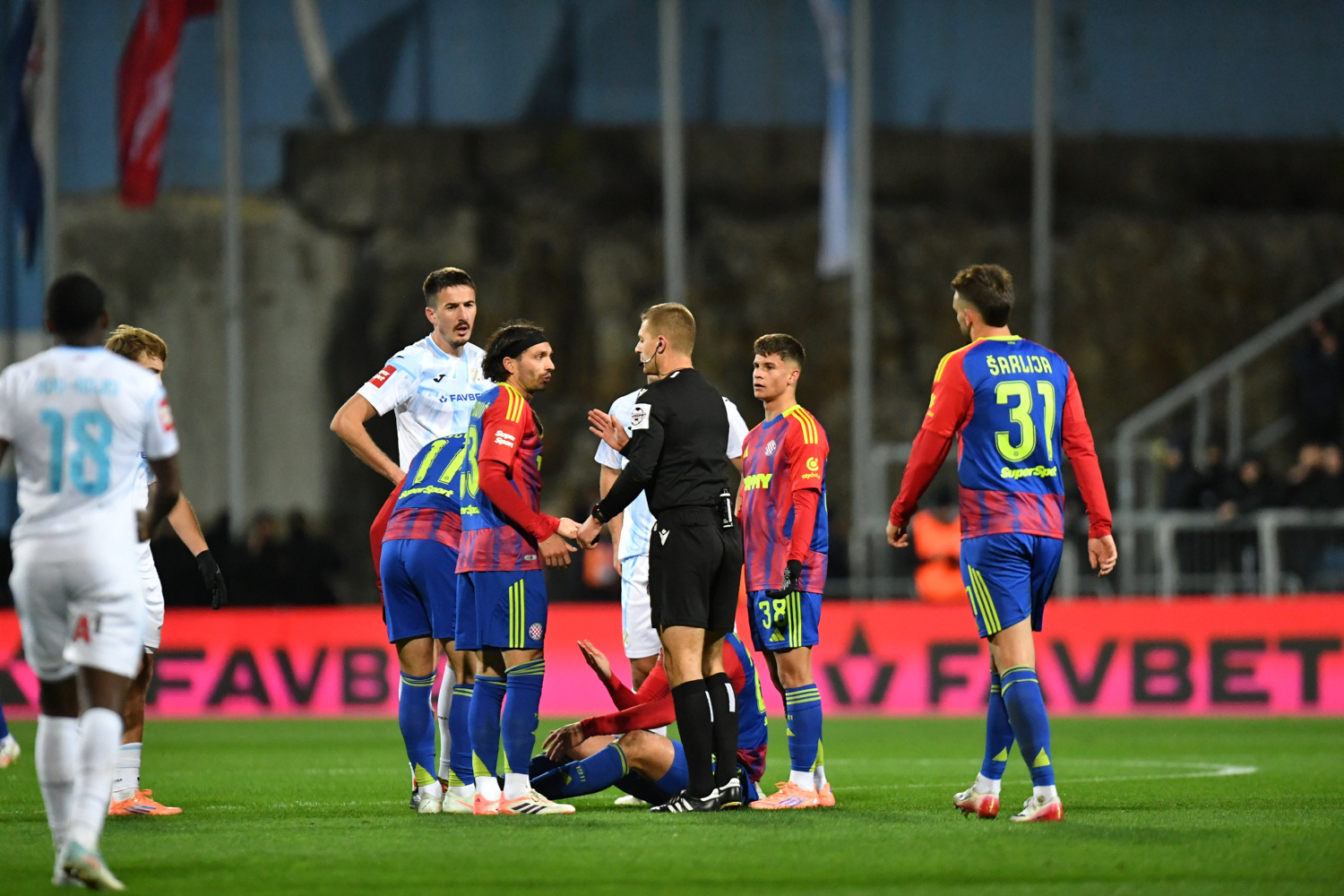 Sporna situacija na Rujevici: Je li Hajduk oštećen protiv Rijeke?