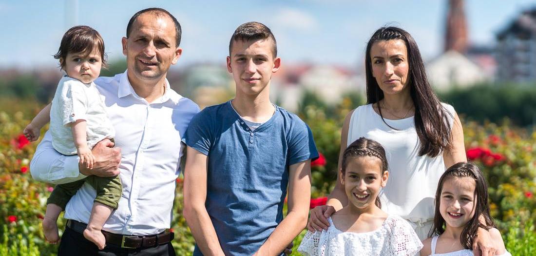 Anušić pričestio kćer, pokazao obitelj i dobio hrpu pohvala i čestitki