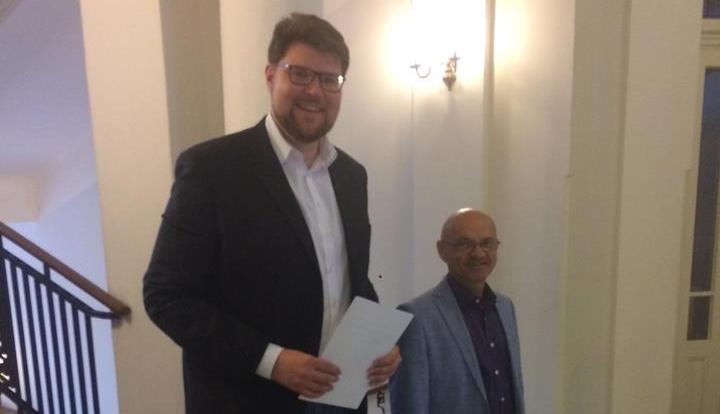 Evo kako zajedno izgledaju najviši i najniži saborski zastupnik